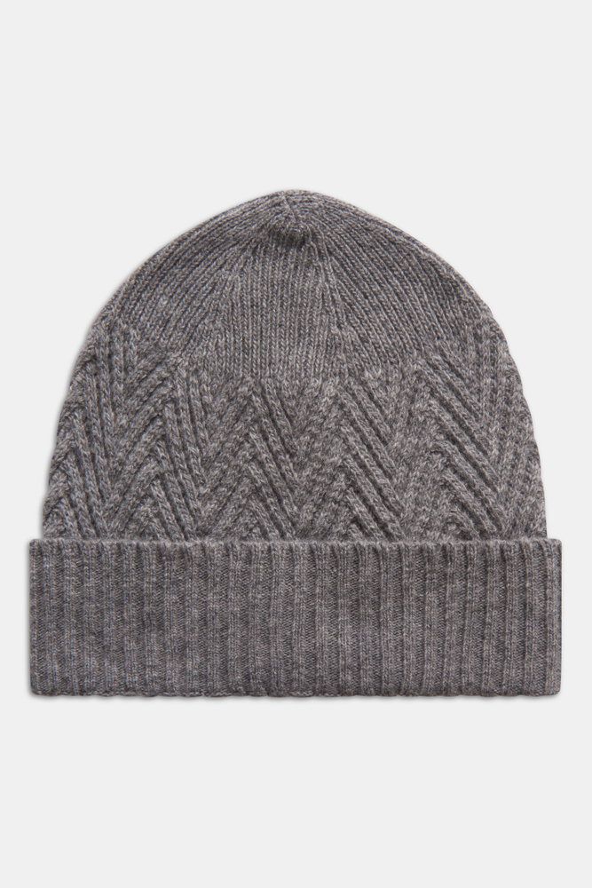 Knitted Herringbone structure hat - Light grey | Oscar Jacobson